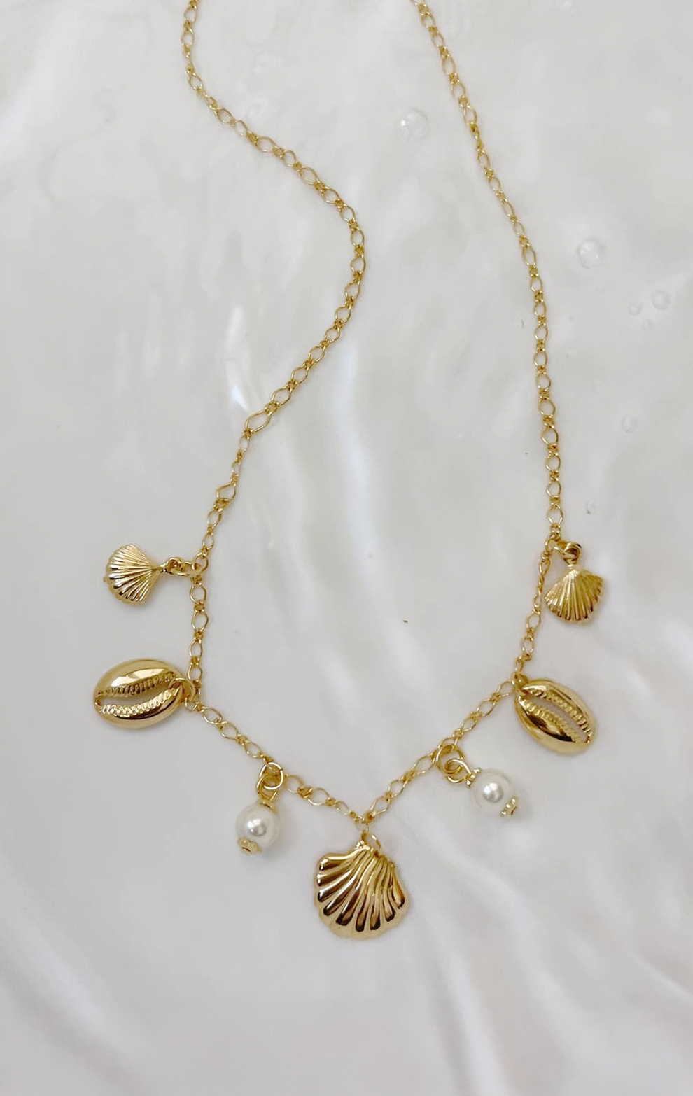 Seashell and Pearls Charm Necklace – Shore